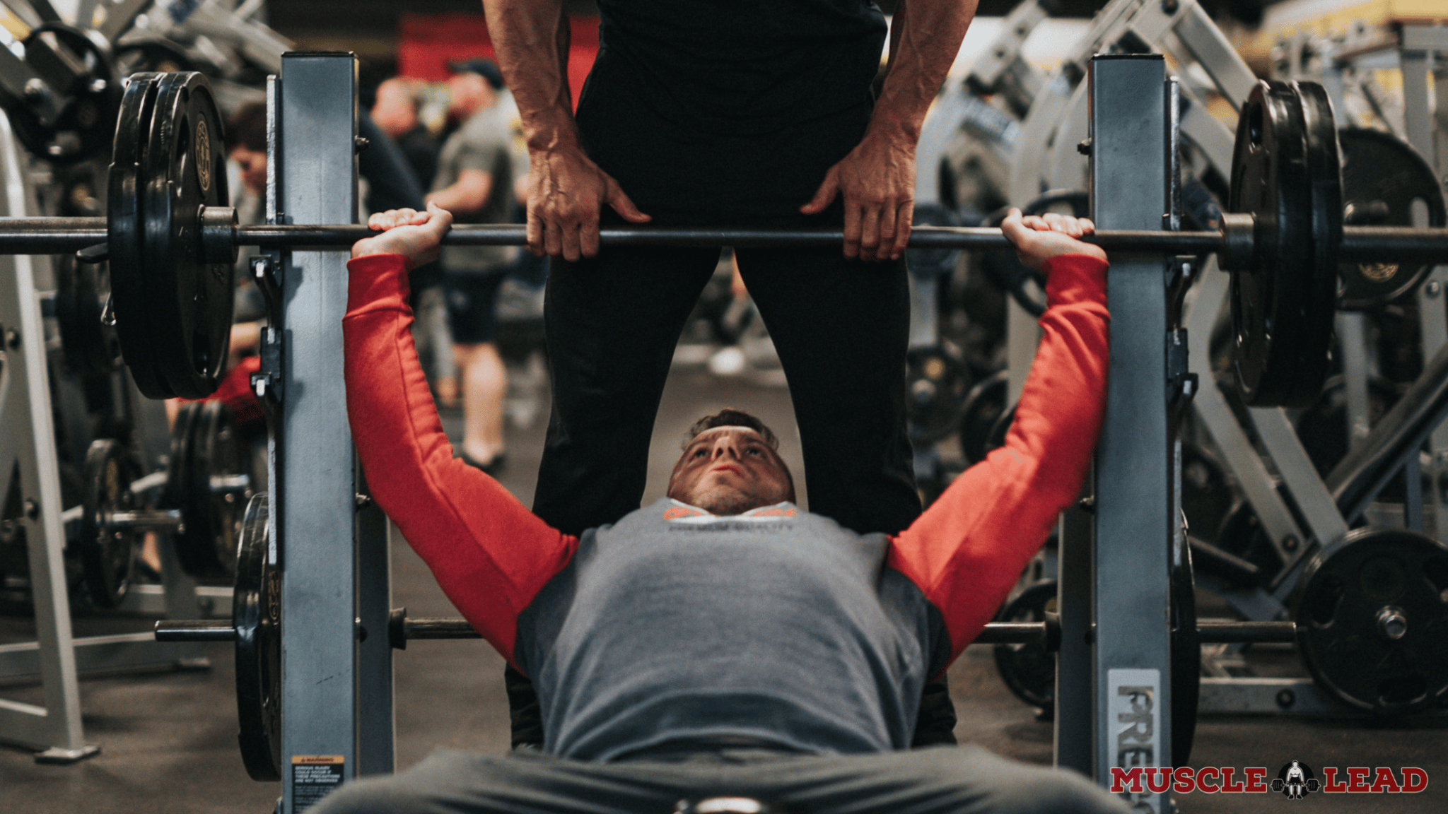 Using a Lifting Belt For Bench Press (10 Benefits, 3 Drawbacks)